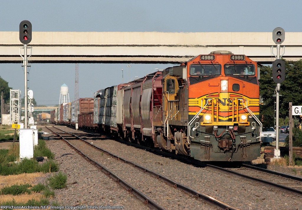 BNSF 4986 (H-GFDGAL)